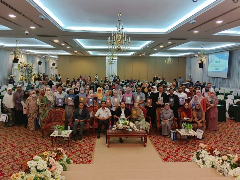 15 Employers Receive Recognition Awards – Lembaga Zakat Selangor